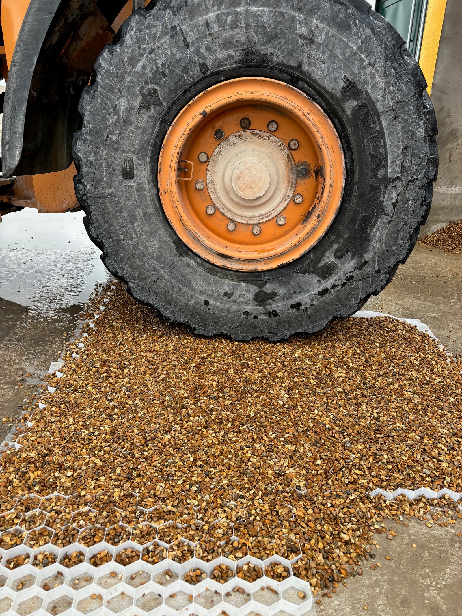 Gravel Grid: Durable Solution for Driveways and Paths – Decorative ...