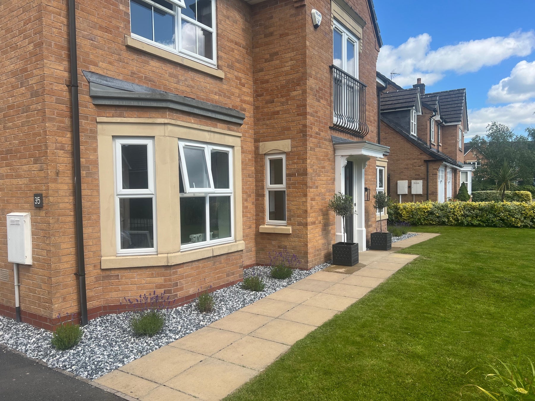 Black Ice Gravel – Decorative Aggregates